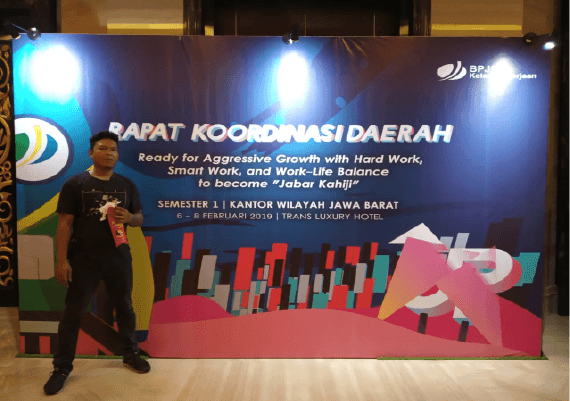 Backdrop Acara